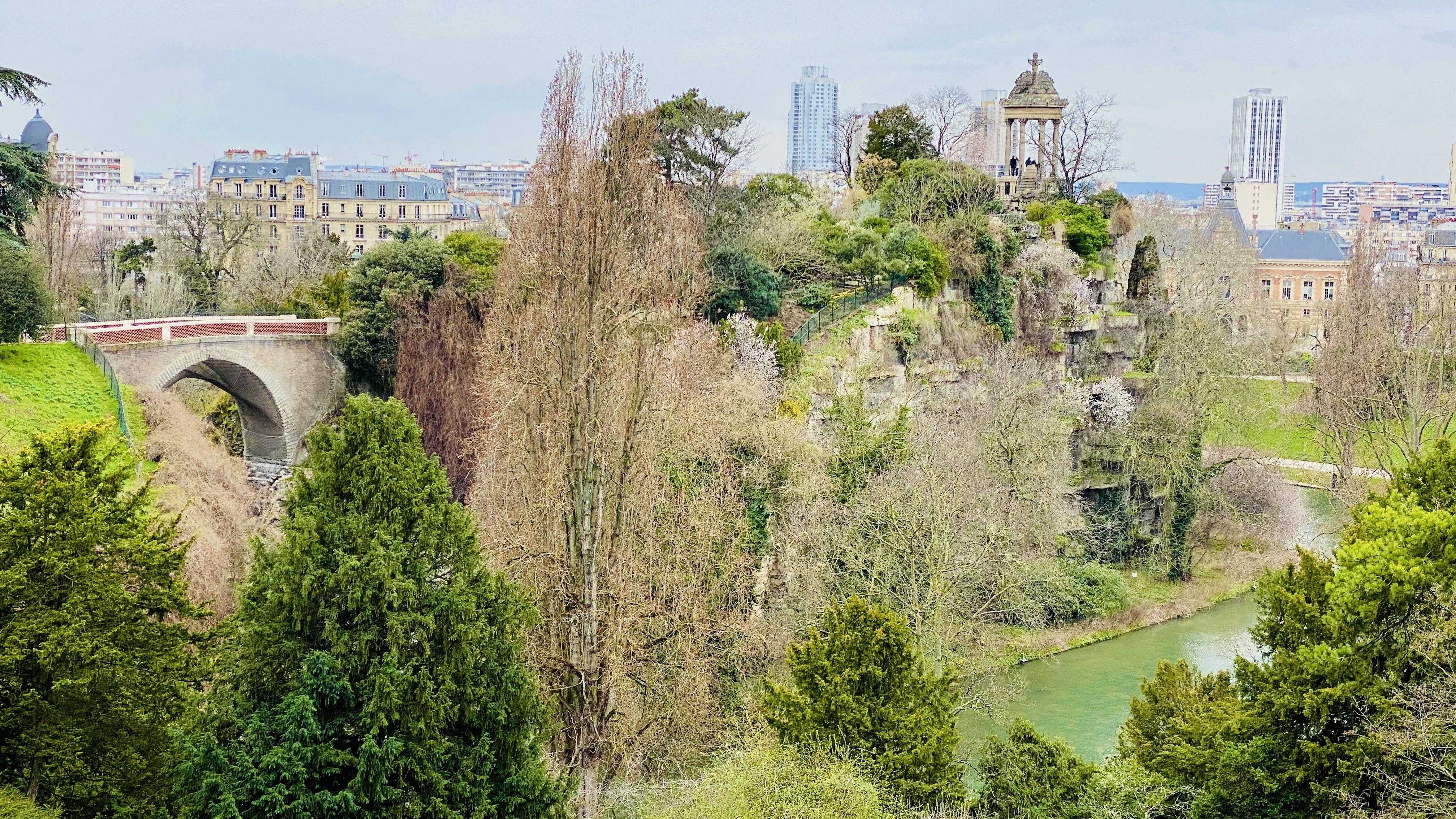Parc des Buttes-Chaumont : les transports | Transilien